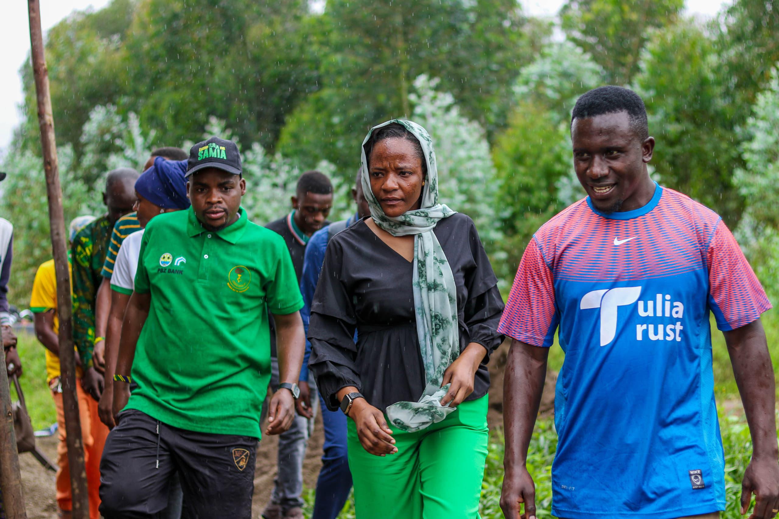 DKT.TULIA APONGEZWA KUGUSA JAMII NA WENYE UHITAJI - Tulia Trust